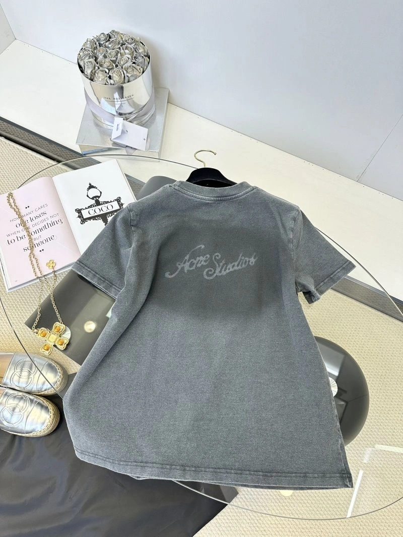 Low-cost Unclassified Brand T-Shirts