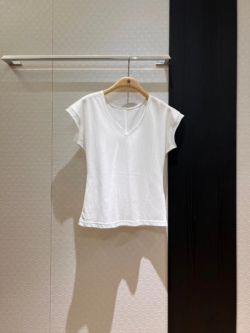 Unclassified Brand T-Shirts