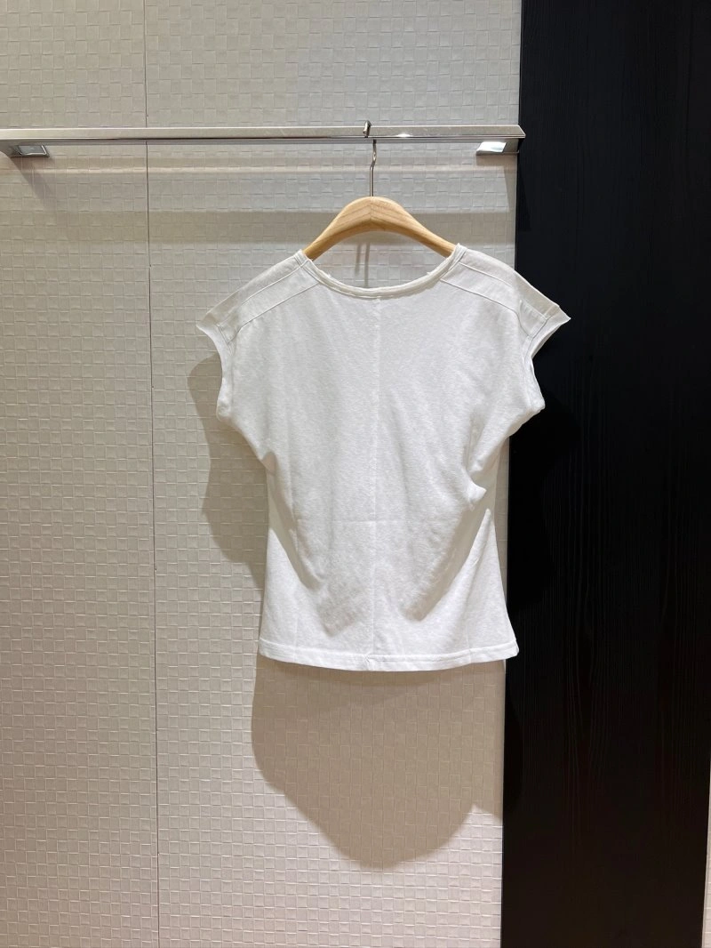 Cut-rate Unclassified Brand T-Shirts