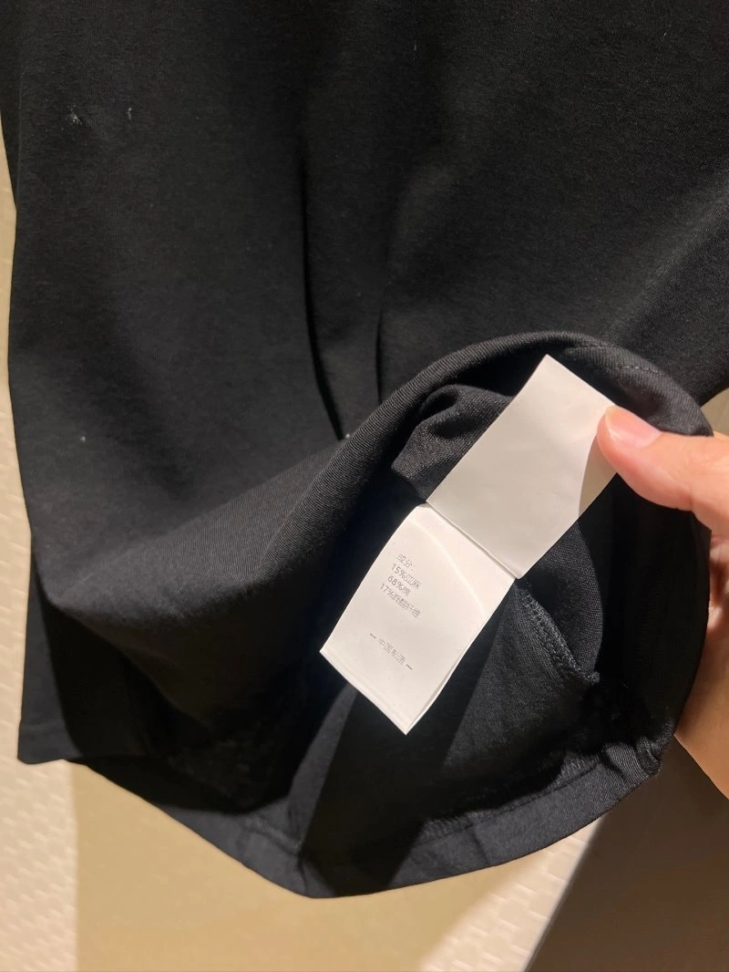 Cut-rate Unclassified Brand T-Shirts