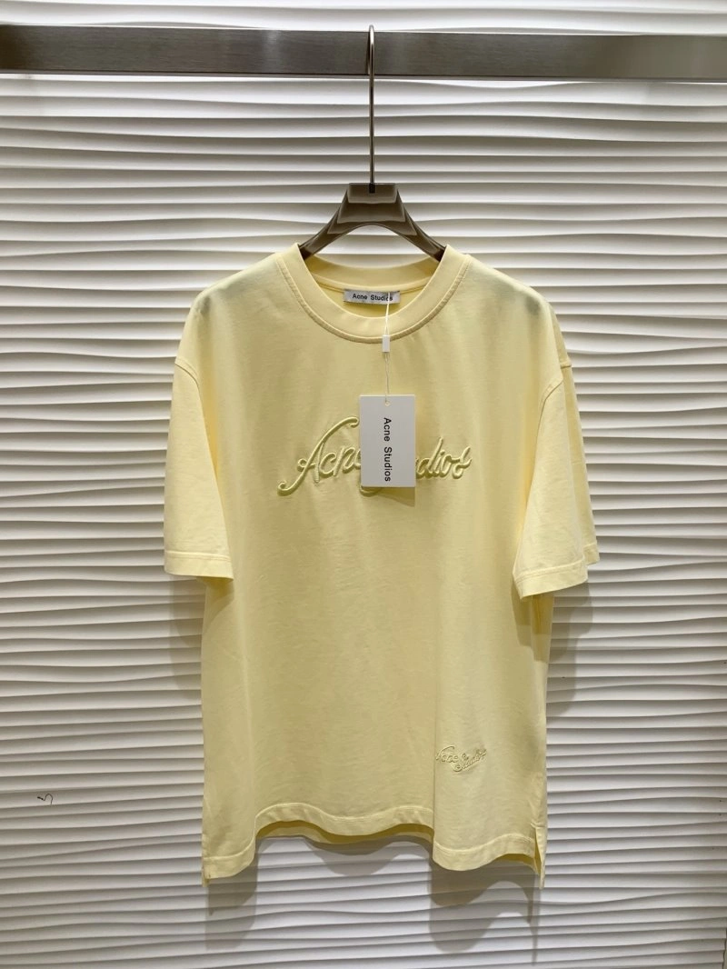 Inexpensive Unclassified Brand T-Shirts