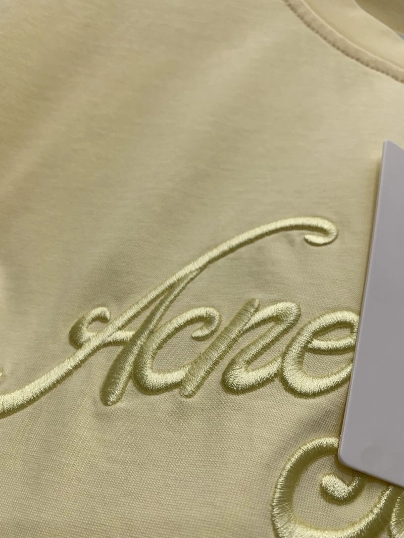 Inexpensive Unclassified Brand T-Shirts
