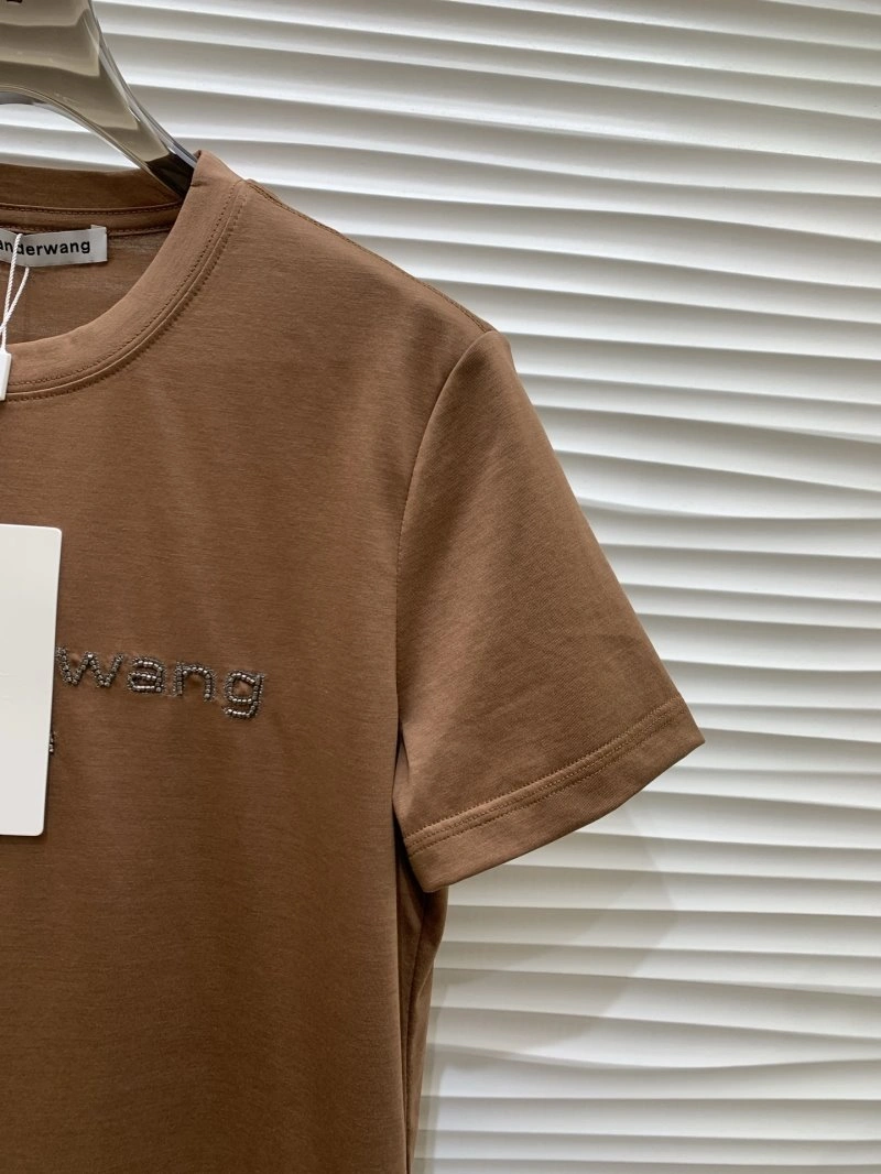 Low-cost Unclassified Brand T-Shirts