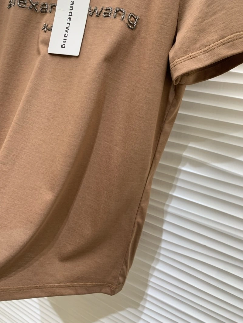 Low-cost Unclassified Brand T-Shirts