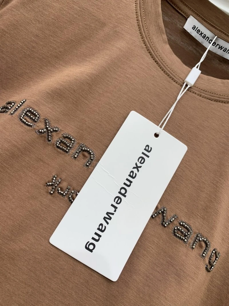 Low-cost Unclassified Brand T-Shirts