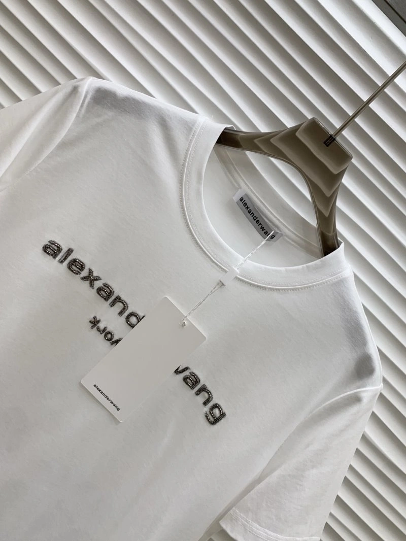 Top match Unclassified Brand T-Shirts