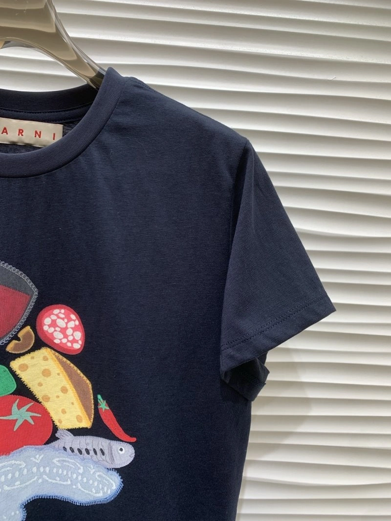 High fidelity Unclassified Brand T-Shirts