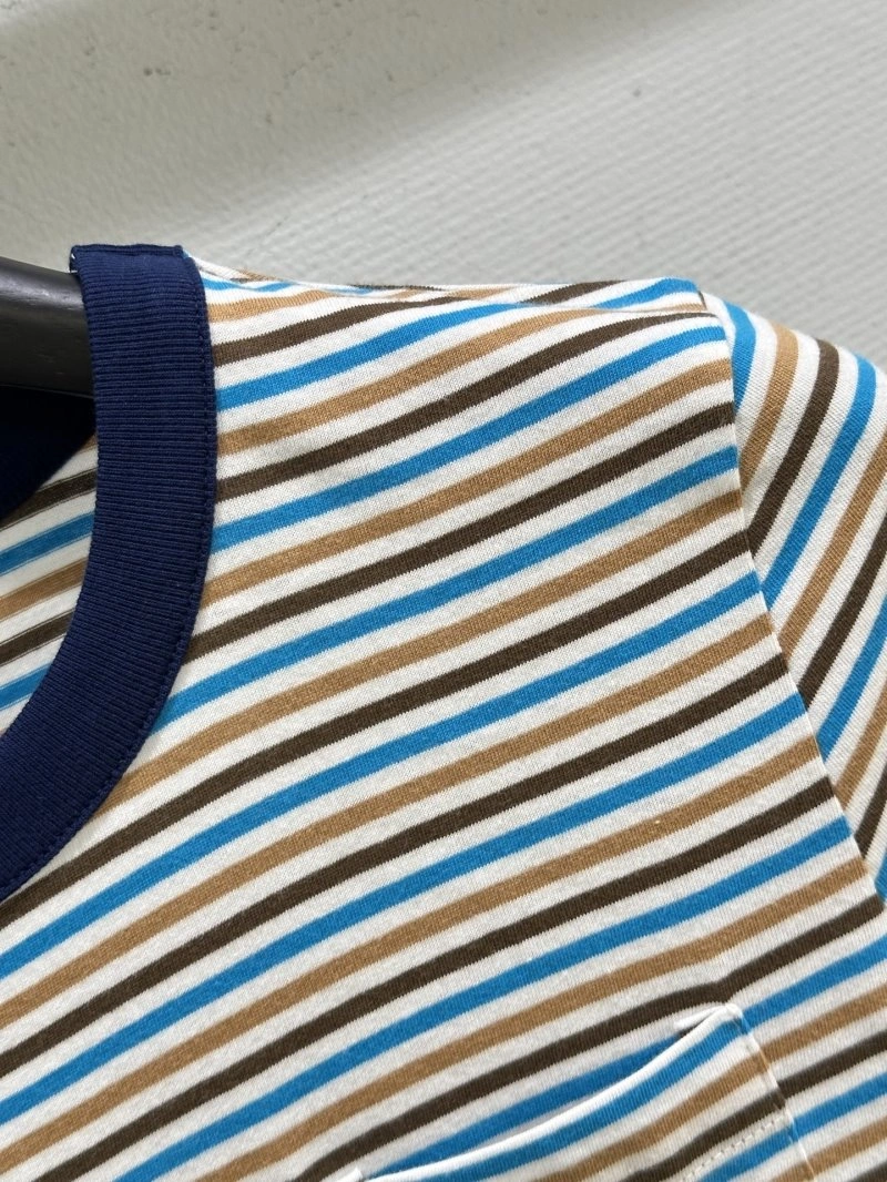 Cut-rate Unclassified Brand T-Shirts