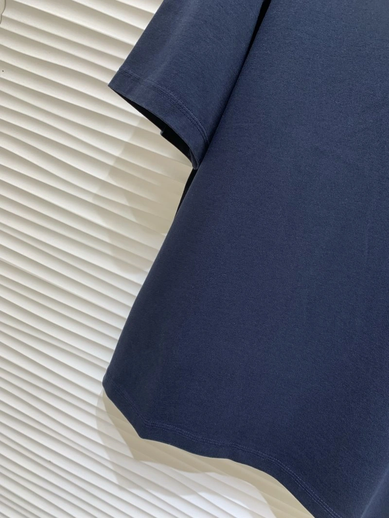 Inexpensive Unclassified Brand T-Shirts