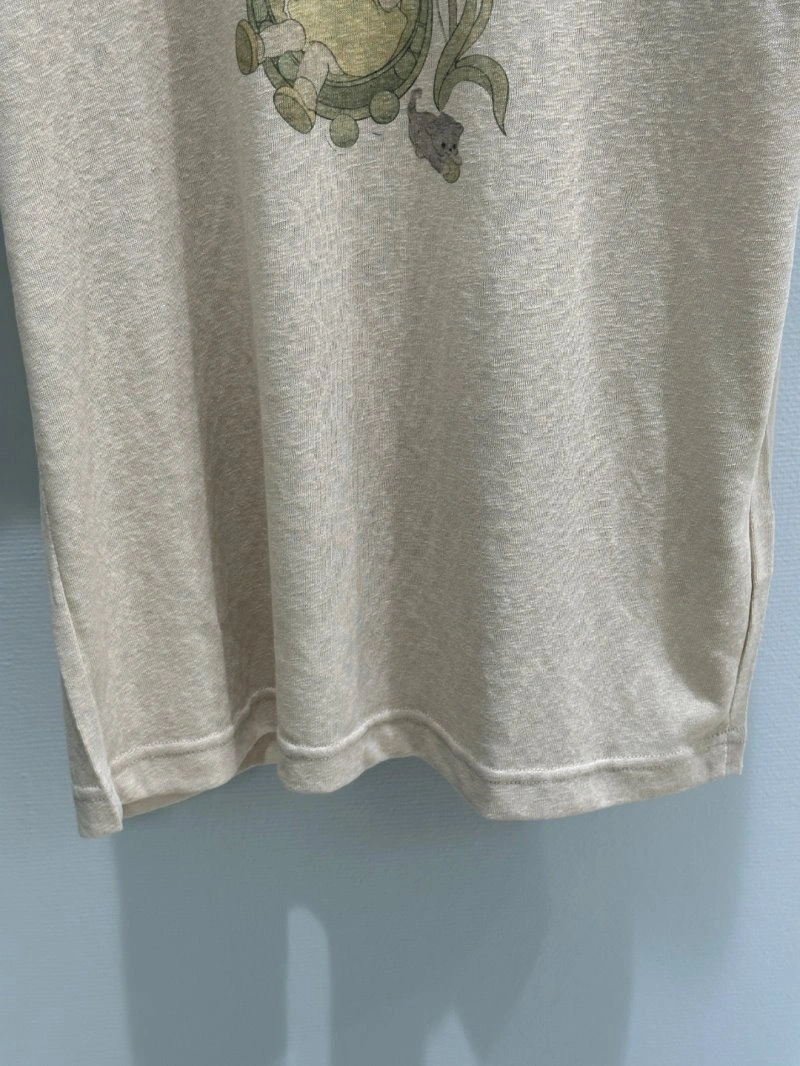 Real Unclassified Brand T-Shirts
