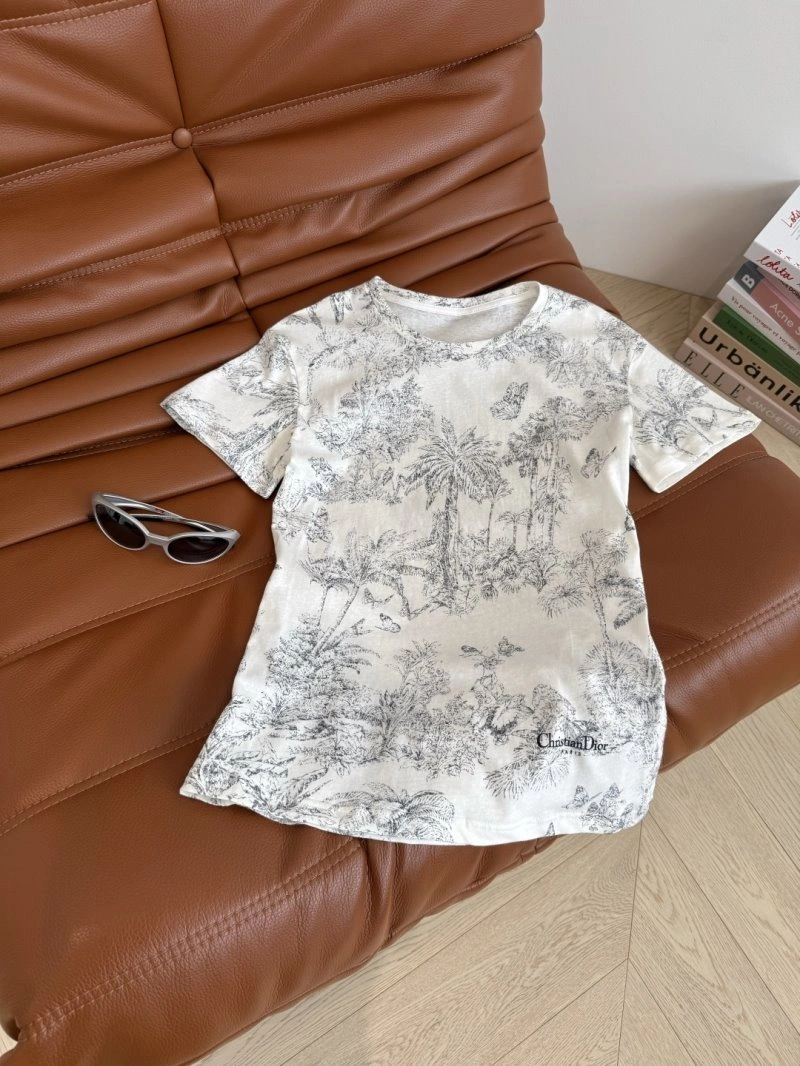 Unclassified Brand T-Shirts