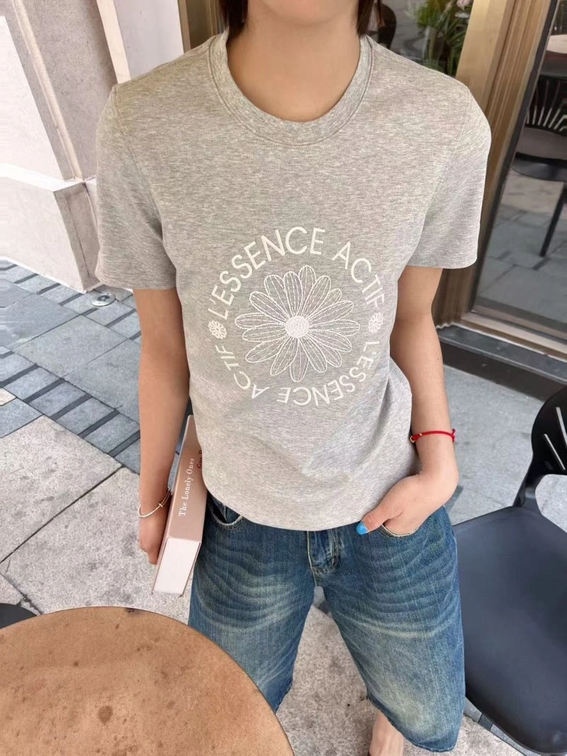 Unclassified Brand T-Shirts