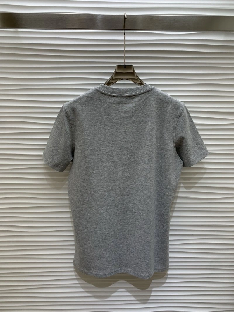 Accurate model Unclassified Brand T-Shirts