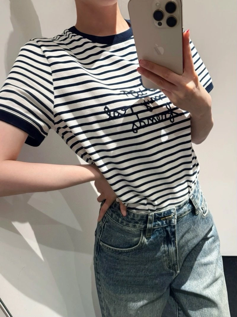 Unclassified Brand T-Shirts