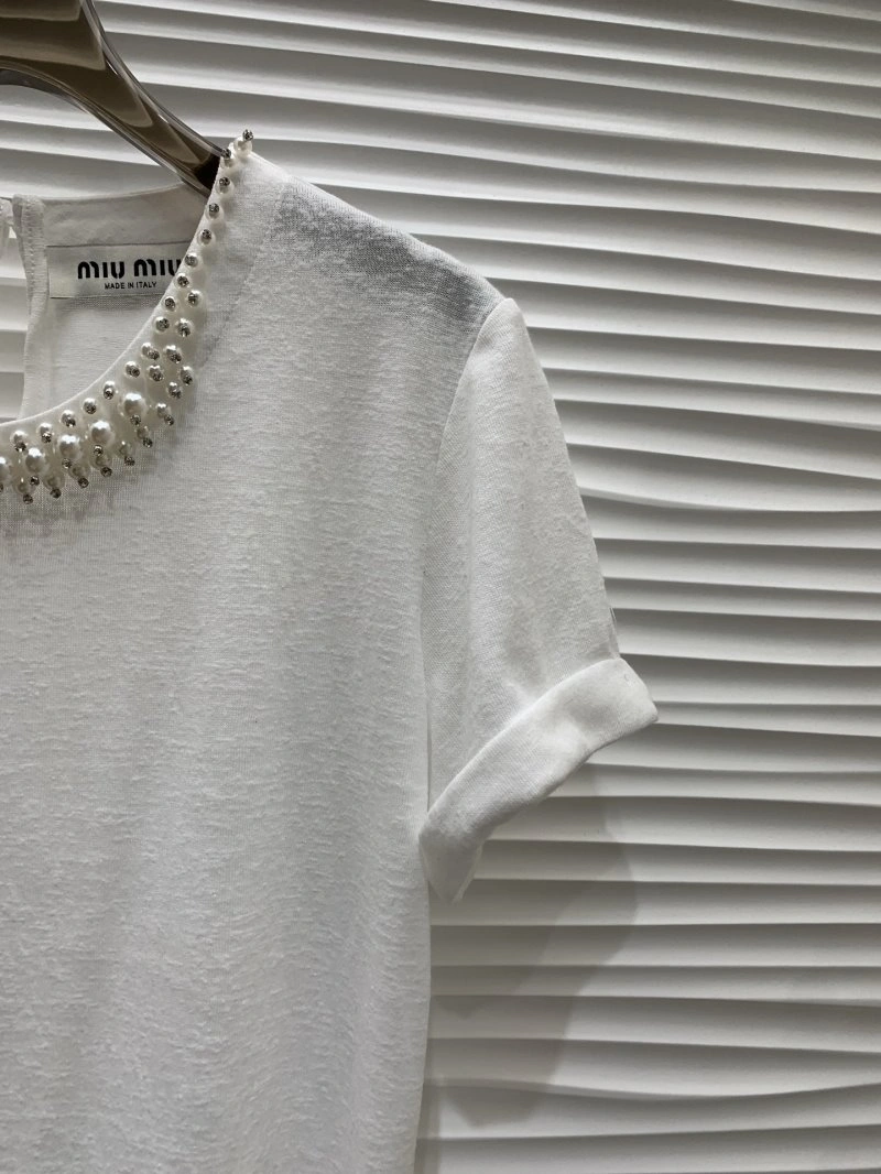 High fidelity Unclassified Brand T-Shirts