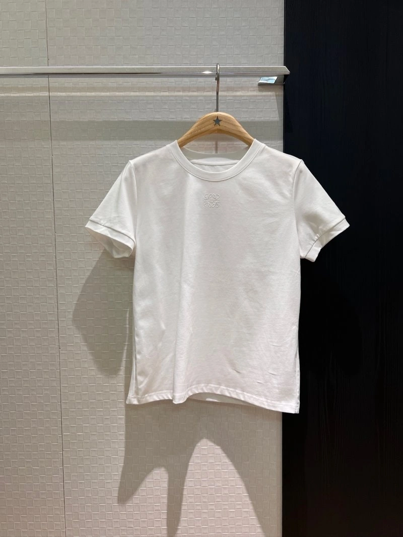 Unclassified Brand T-Shirts