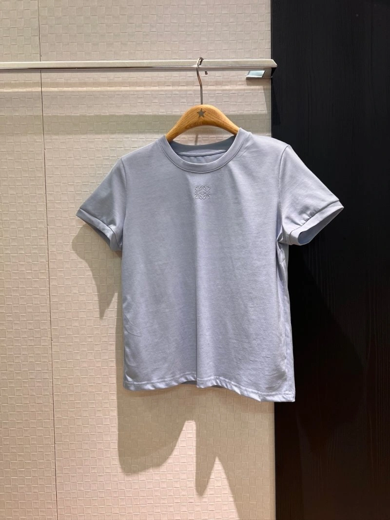 Real Unclassified Brand T-Shirts