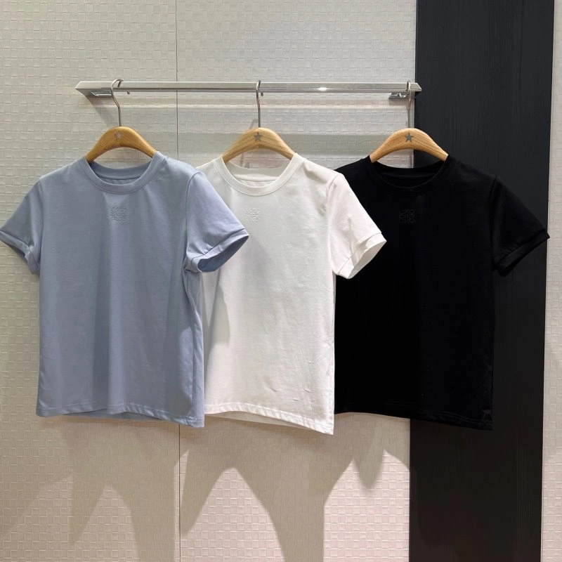 Real Unclassified Brand T-Shirts
