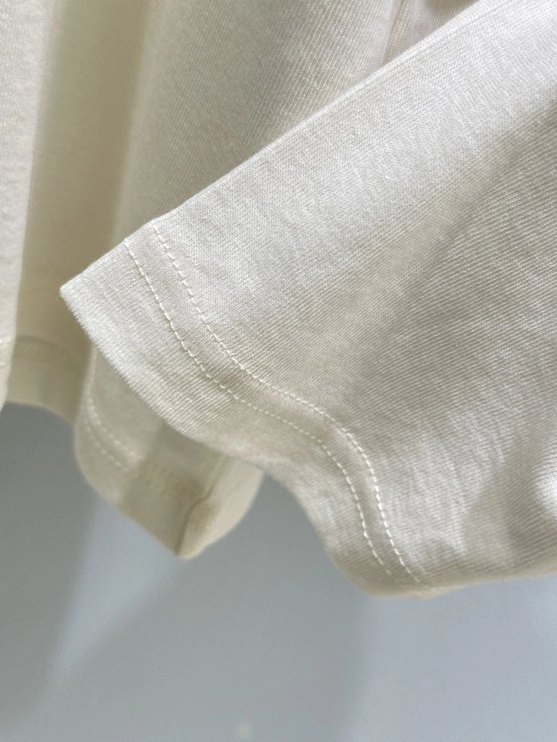 Discounted Unclassified Brand T-Shirts