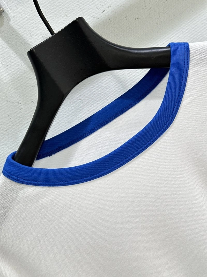 Cut-rate Unclassified Brand T-Shirts