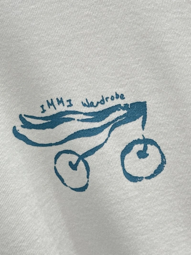 Cut-rate Unclassified Brand T-Shirts