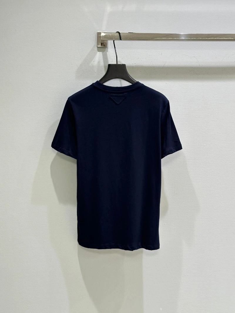 Accurate model Unclassified Brand T-Shirts