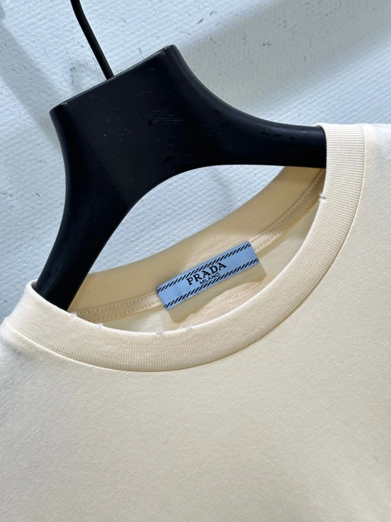 Economical Unclassified Brand T-Shirts