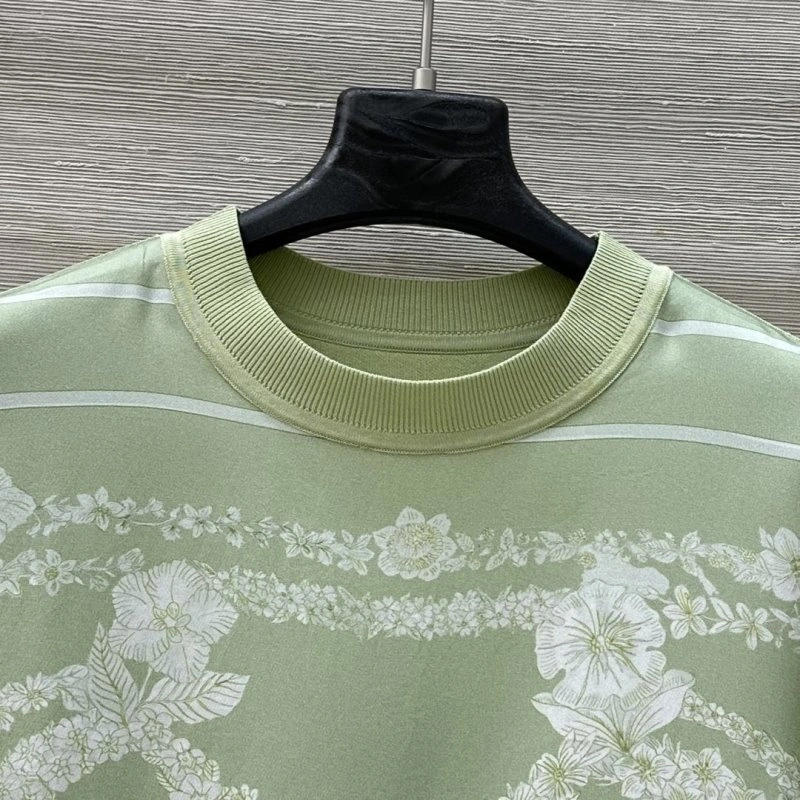 High fidelity Unclassified Brand T-Shirts