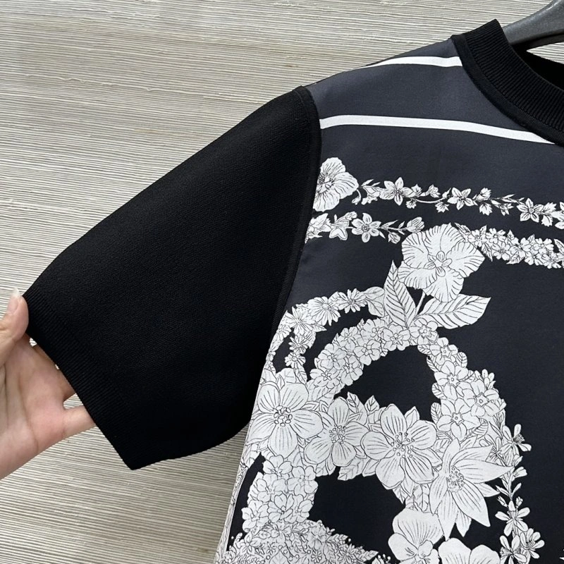 Real Unclassified Brand T-Shirts