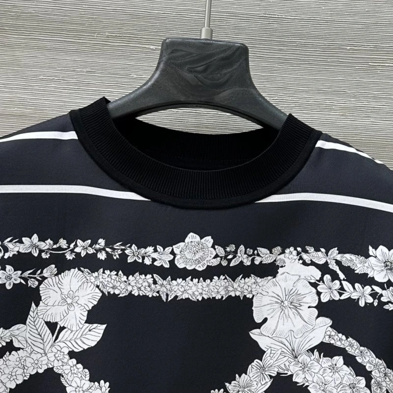 Real Unclassified Brand T-Shirts