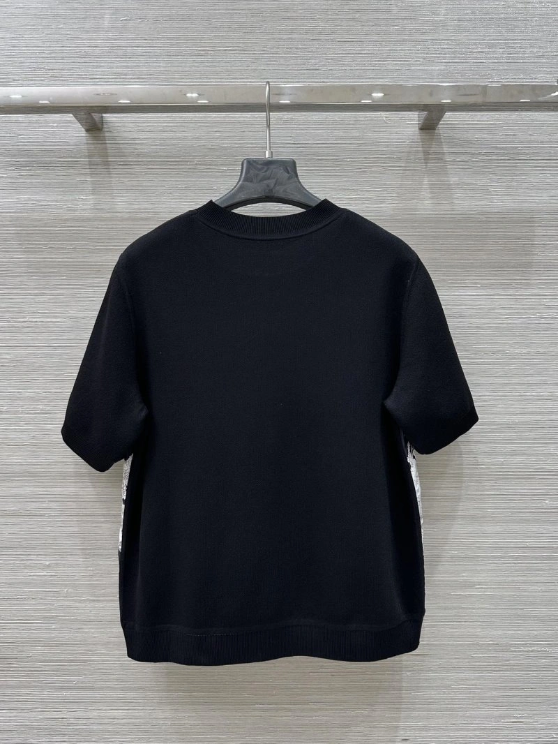 Real Unclassified Brand T-Shirts