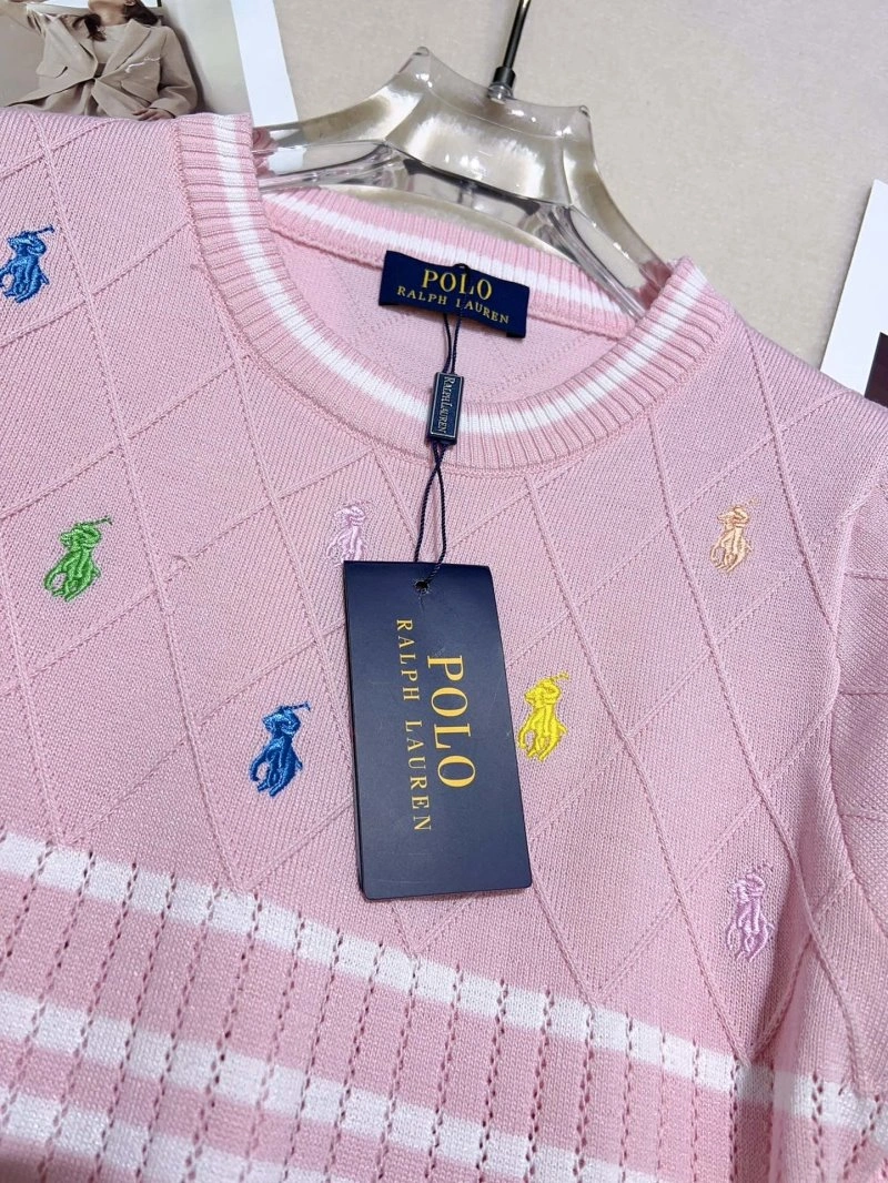 Cut-rate Unclassified Brand T-Shirts