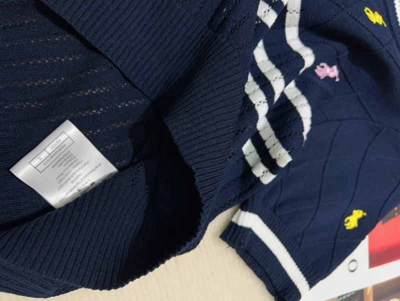 Inexpensive Unclassified Brand T-Shirts