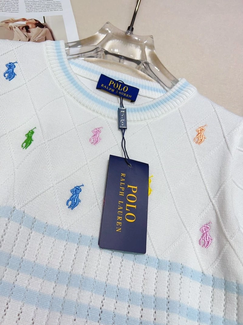 Discounted Unclassified Brand T-Shirts