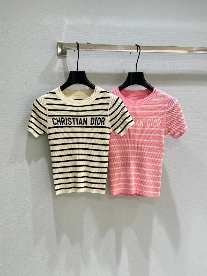 Unclassified Brand T-Shirts