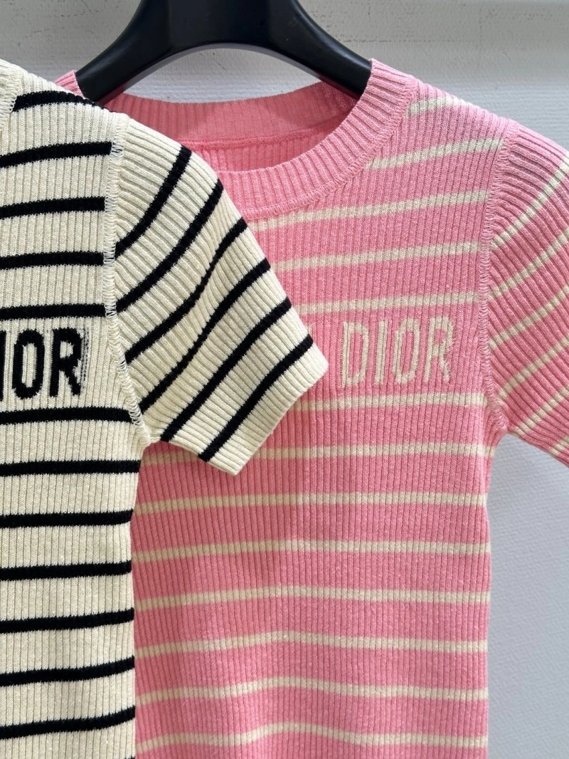 Budget-friendly Unclassified Brand T-Shirts