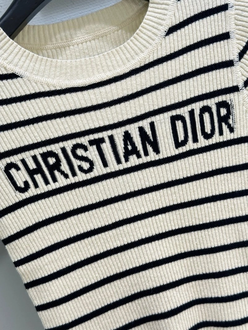 Budget-friendly Unclassified Brand T-Shirts