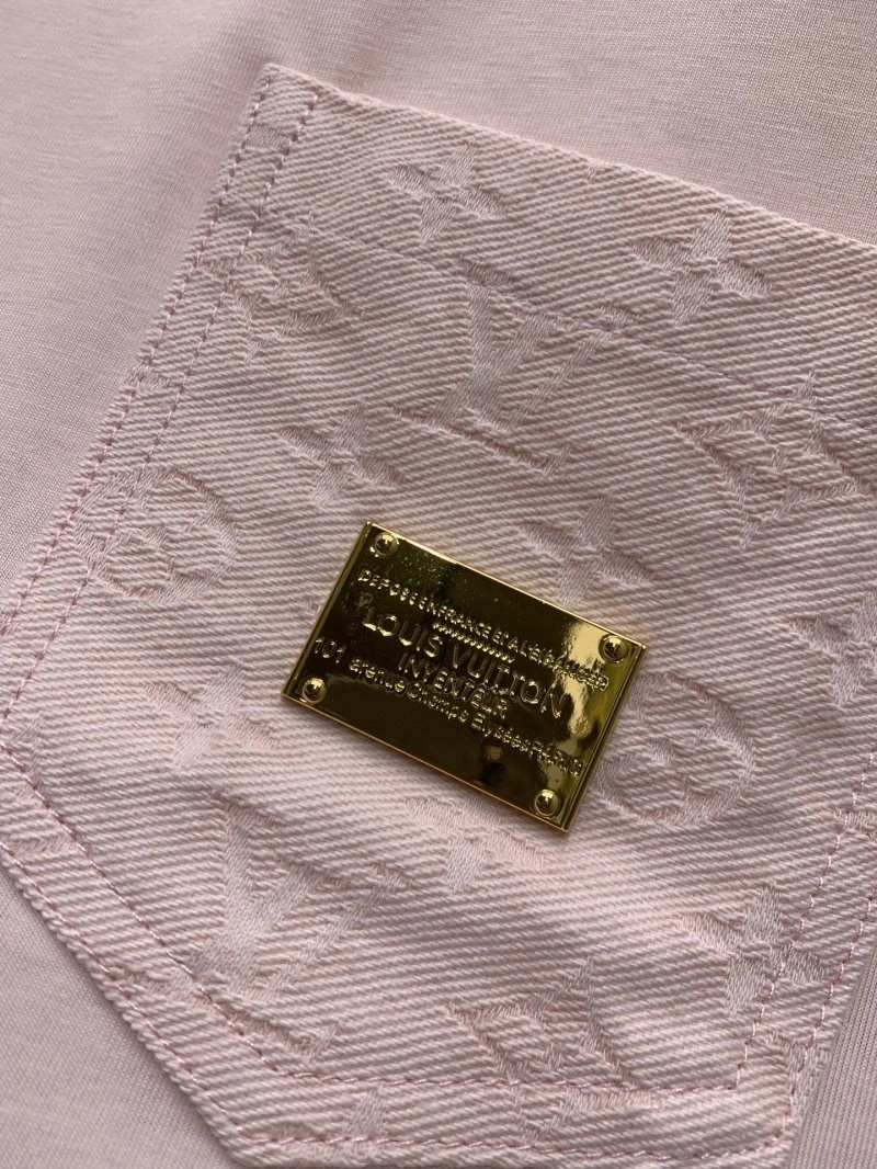 High fidelity Unclassified Brand T-Shirts