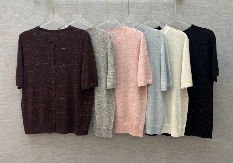 Unclassified Brand T-Shirts