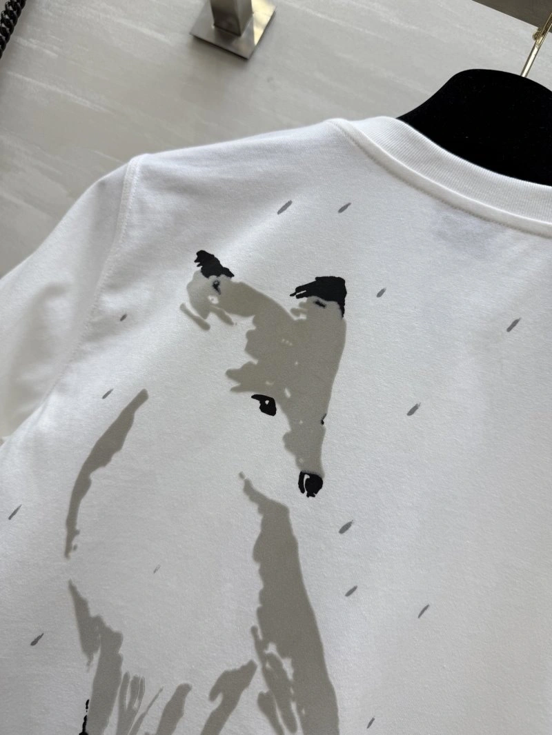 Inexpensive Unclassified Brand T-Shirts