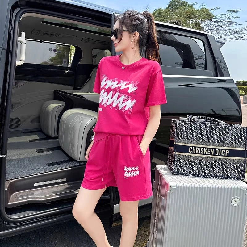 Accurate model Unclassified Brand T-Shirts