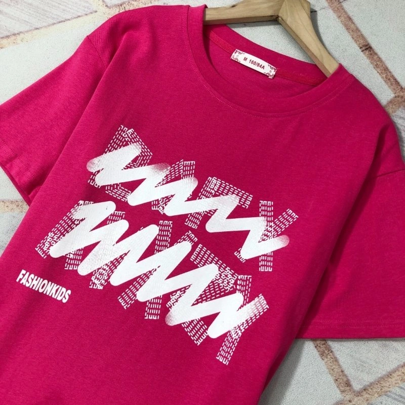 Accurate model Unclassified Brand T-Shirts