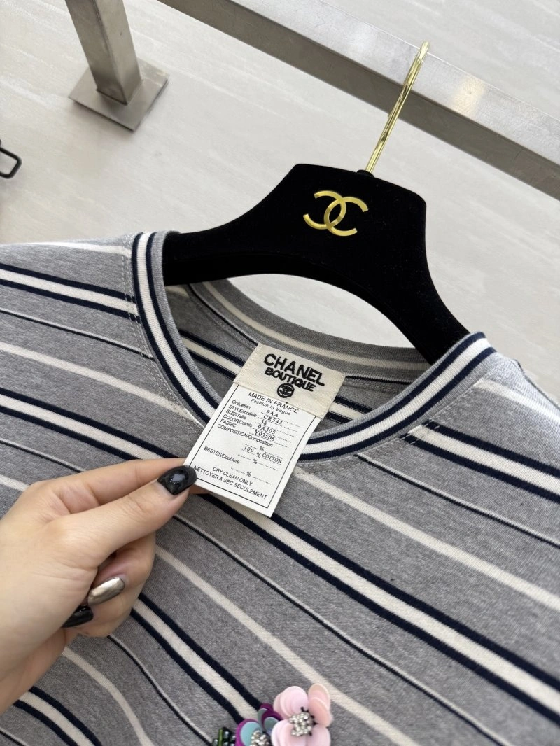 Brand-authenticated Unclassified Brand T-Shirts