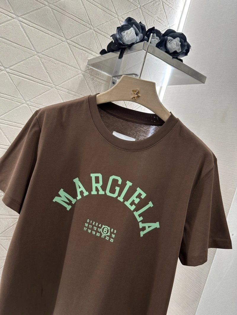 Real Unclassified Brand T-Shirts