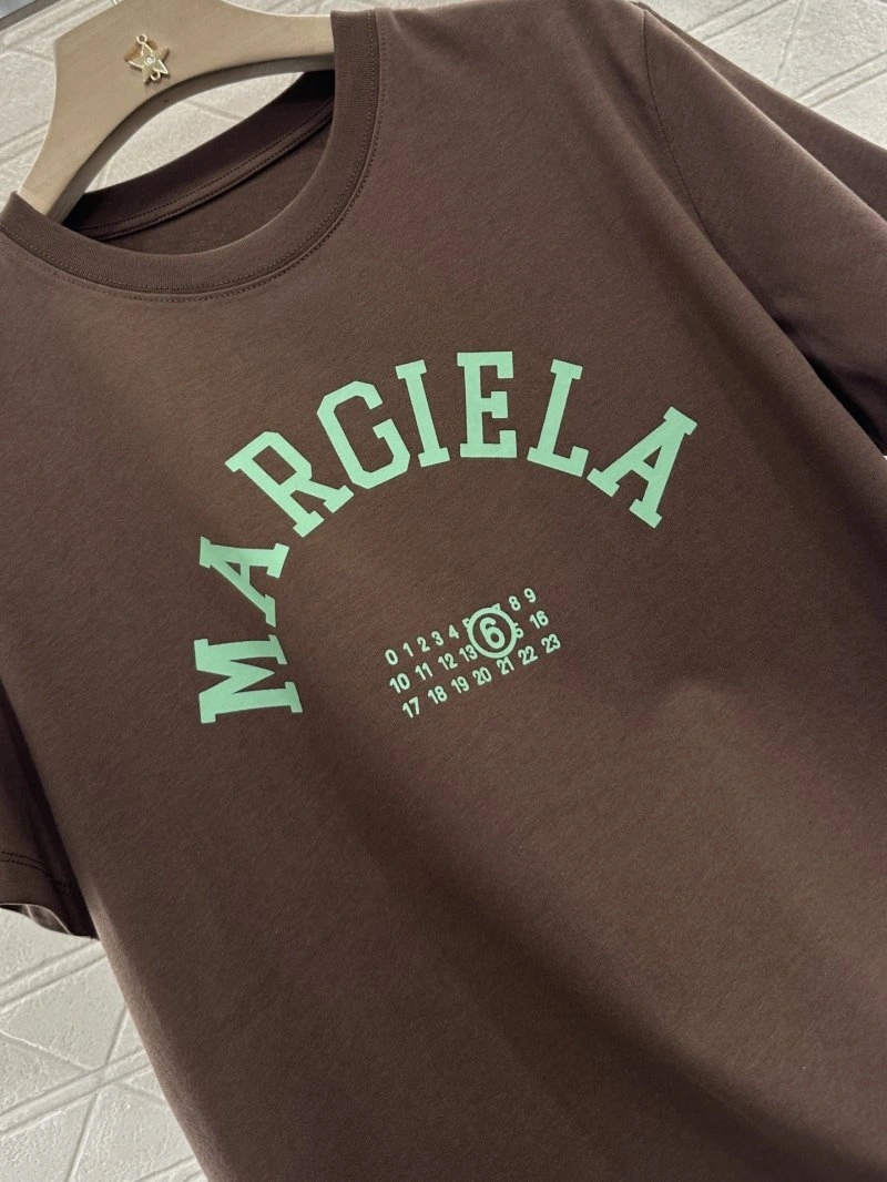Real Unclassified Brand T-Shirts
