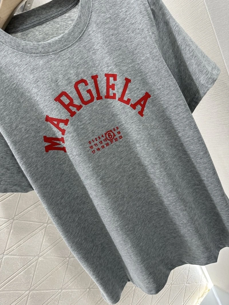 High fidelity Unclassified Brand T-Shirts
