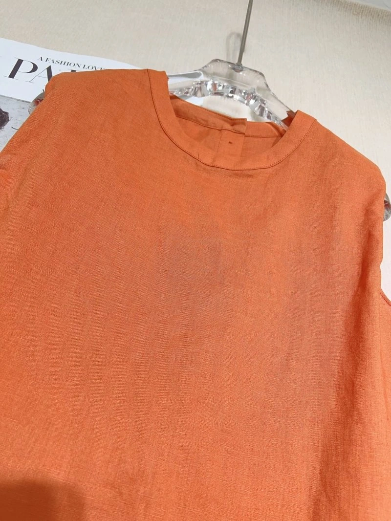 Cut-rate Unclassified Brand T-Shirts