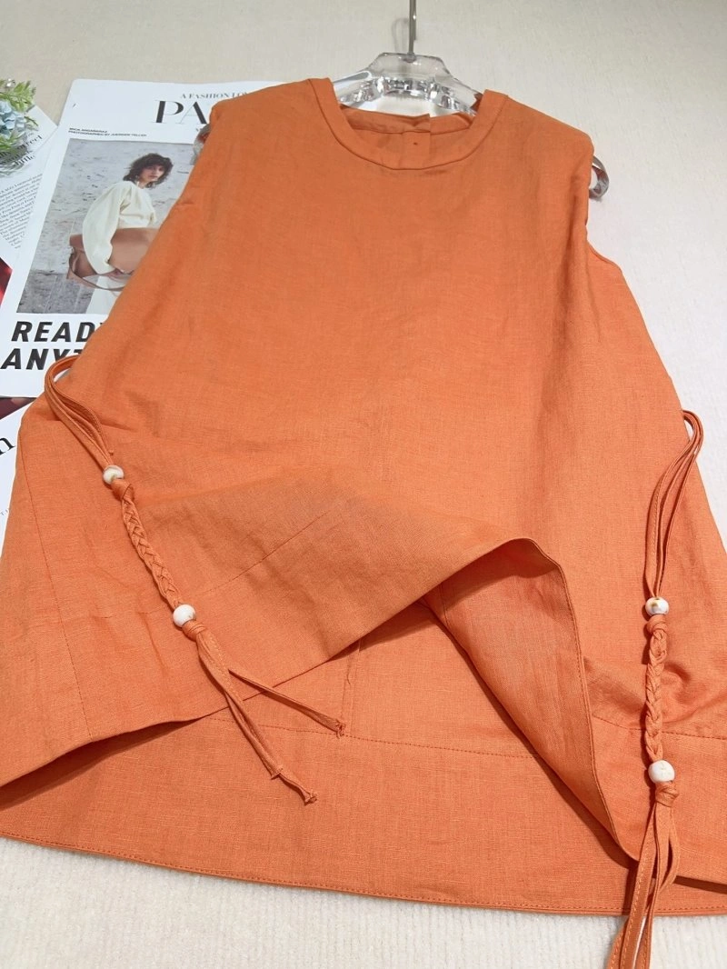 Cut-rate Unclassified Brand T-Shirts
