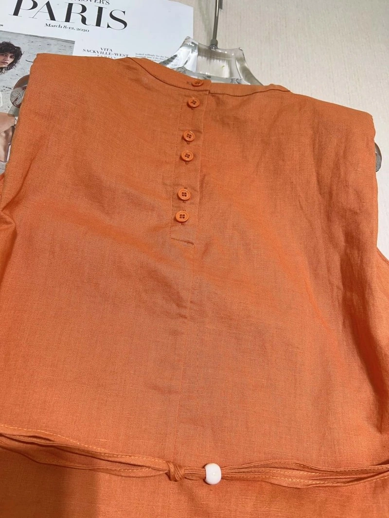 Cut-rate Unclassified Brand T-Shirts