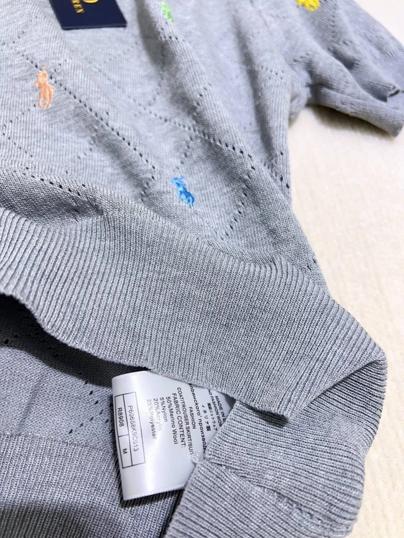 Top mirror Unclassified Brand T-Shirts